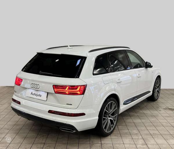 White Audi Q7 2019 in Kaunas, with an engine capacity of 2.97 L and mileage of 138 thousand km for 39000 €, photo 4 on AUTOMOTO.COM.LV
