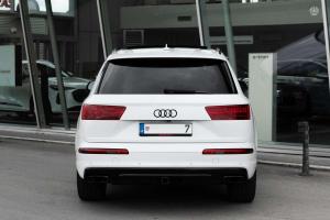 White Audi Q7 2019 in Klaipeda, with an engine capacity of 3.00 L and mileage of 137 thousand km for 26900 €, photo 4 on AUTOMOTO.COM.LV