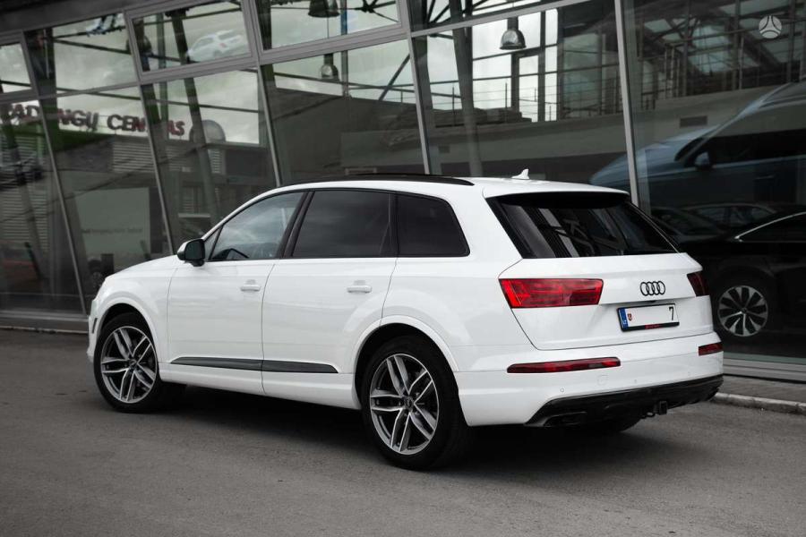 White Audi Q7 2019 in Klaipeda, with an engine capacity of 3.00 L and mileage of 137 thousand km for 26900 €, photo 5 on AUTOMOTO.COM.LV