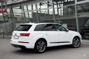 White Audi Q7 2019 in Klaipeda, with an engine capacity of 3.00 L and mileage of 137 thousand km for 26900 €, photo 8 on AUTOMOTO.COM.LV