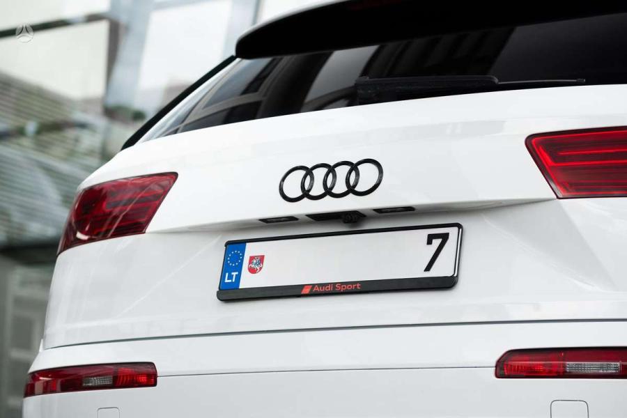 White Audi Q7 2019 in Klaipeda, with an engine capacity of 3.00 L and mileage of 137 thousand km for 26900 €, photo 11 on AUTOMOTO.COM.LV