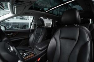 White Audi Q7 2019 in Klaipeda, with an engine capacity of 3.00 L and mileage of 137 thousand km for 26900 €, photo 19 on AUTOMOTO.COM.LV