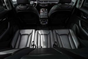 White Audi Q7 2019 in Klaipeda, with an engine capacity of 3.00 L and mileage of 137 thousand km for 26900 €, photo 20 on AUTOMOTO.COM.LV