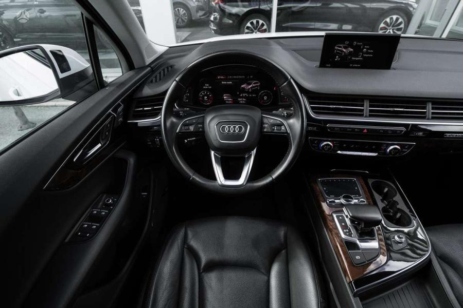 White Audi Q7 2019 in Klaipeda, with an engine capacity of 3.00 L and mileage of 137 thousand km for 26900 €, photo 22 on AUTOMOTO.COM.LV