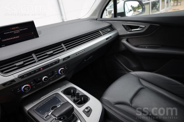 White Audi Q7 2019 in Riga, with an engine capacity of 3.00 L and mileage of 204 thousand km for 19495 €, photo 9 on AUTOMOTO.COM.LV