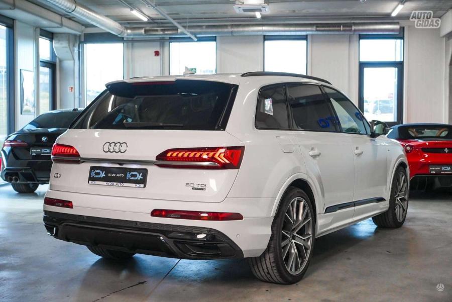 Balts Audi Q7 2020 Marijampole, ar dzinēja tilpumu 3.00 L un nobraukumu 103 tūkst. km par 49950 €, foto 12 vietnē AUTOMOTO.COM.LV