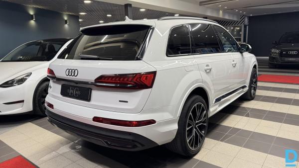 Balts Audi Q7 2020 Mārupe, ar dzinēja tilpumu 3.00 L un nobraukumu 127 tūkst. km par 39990 €, foto 3 vietnē AUTOMOTO.COM.LV