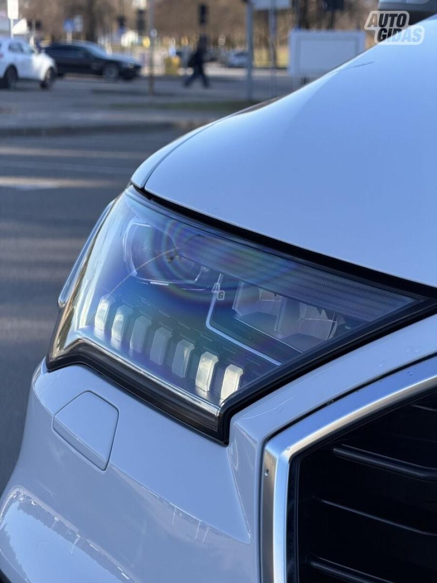 Balts Audi Q7 2020 Viļņa, ar dzinēja tilpumu 3.00 L un nobraukumu 125 tūkst. km par 46500 €, foto 10 vietnē AUTOMOTO.COM.LV