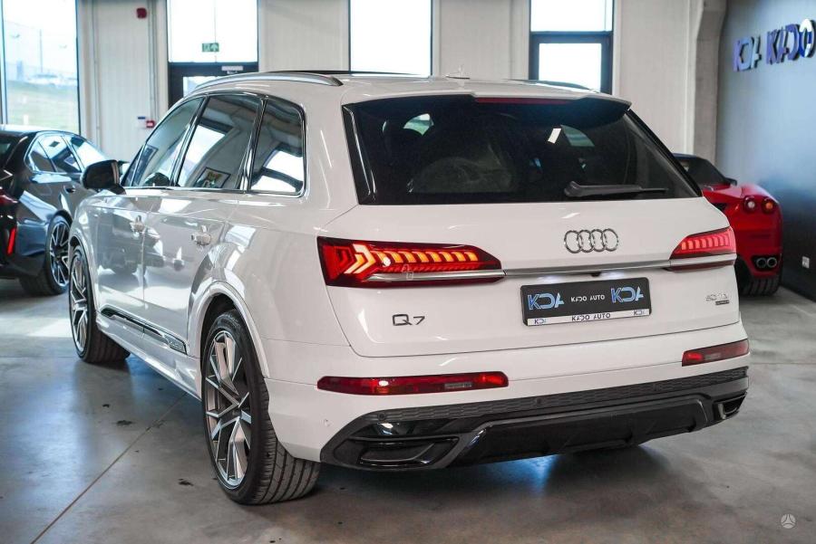 Balts Audi Q7 2020 Marijampole, ar dzinēja tilpumu 3.00 L un nobraukumu 103 tūkst. km par 46950 €, foto 12 vietnē AUTOMOTO.COM.LV