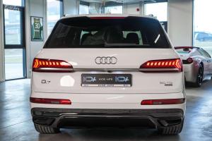 Balts Audi Q7 2020 Marijampole, ar dzinēja tilpumu 3.00 L un nobraukumu 103 tūkst. km par 46950 €, foto 13 vietnē AUTOMOTO.COM.LV