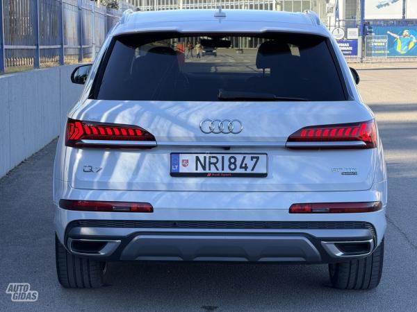 White Audi Q7 2020 in Vilnius, with an engine capacity of 3.00 L and mileage of 125 thousand km for 43900 €, photo 2 on AUTOMOTO.COM.LV