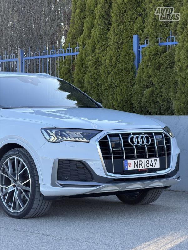 White Audi Q7 2020 in Vilnius, with an engine capacity of 3.00 L and mileage of 125 thousand km for 43900 €, photo 7 on AUTOMOTO.COM.LV