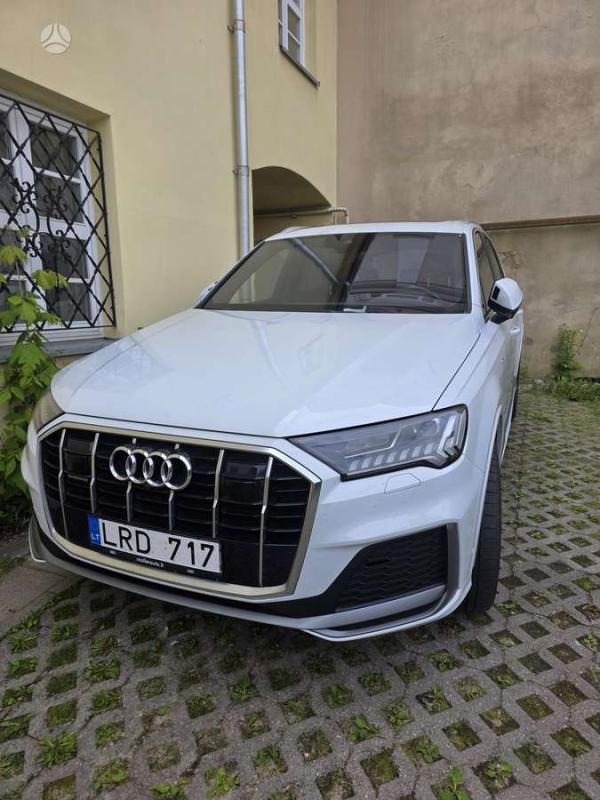 Balts Audi Q7 2020 Viļņa, ar dzinēja tilpumu 2.97 L un nobraukumu 101 tūkst. km par 47000 €, foto 5 vietnē AUTOMOTO.COM.LV