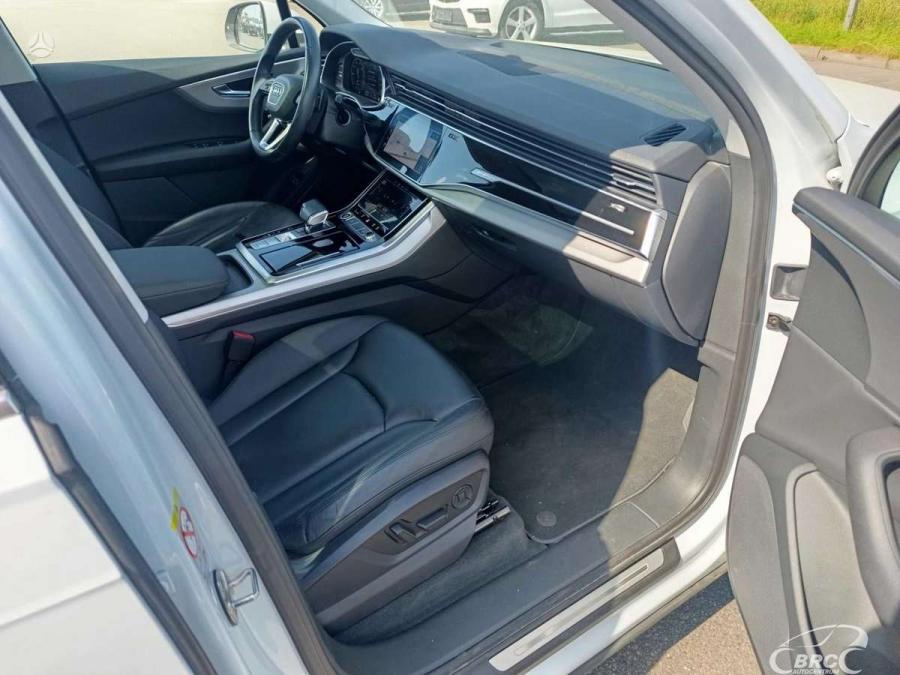 Balts Audi Q7 2020 Viļņa, ar dzinēja tilpumu 3.00 L un nobraukumu 118 tūkst. km par 38900 €, foto 13 vietnē AUTOMOTO.COM.LV