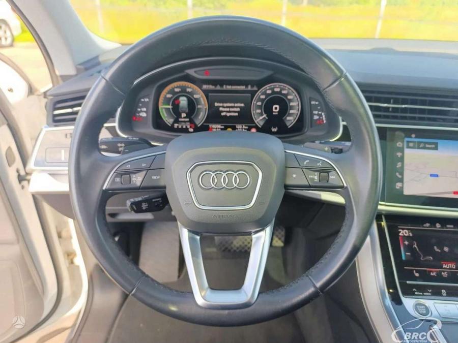 Balts Audi Q7 2020 Viļņa, ar dzinēja tilpumu 3.00 L un nobraukumu 118 tūkst. km par 38900 €, foto 17 vietnē AUTOMOTO.COM.LV