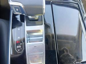 Balts Audi Q7 2020 Viļņa, ar dzinēja tilpumu 3.00 L un nobraukumu 118 tūkst. km par 38900 €, foto 23 vietnē AUTOMOTO.COM.LV
