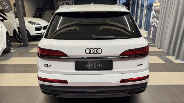Balts Audi Q7 2020 Rīga, ar dzinēja tilpumu 3.00 L un nobraukumu 127 tūkst. km par 38990 €, foto 5 vietnē AUTOMOTO.COM.LV