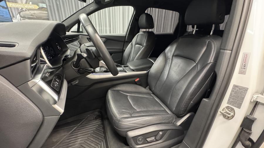 Balts Audi Q7 2020 Rīga, ar dzinēja tilpumu 3.00 L un nobraukumu 127 tūkst. km par 38990 €, foto 19 vietnē AUTOMOTO.COM.LV
