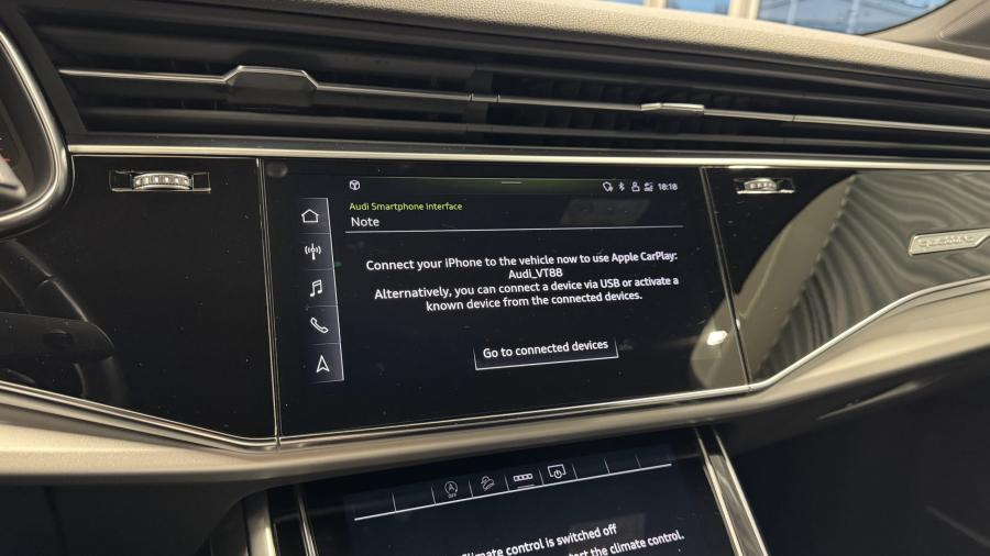 Balts Audi Q7 2020 Rīga, ar dzinēja tilpumu 3.00 L un nobraukumu 127 tūkst. km par 38990 €, foto 21 vietnē AUTOMOTO.COM.LV