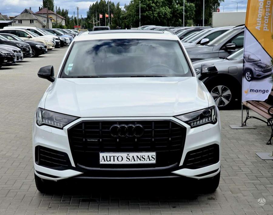 White Audi Q7 2020 in Taurage, with an engine capacity of 3.00 L and mileage of 252 thousand km for 30000 €, photo 5 on AUTOMOTO.COM.LV