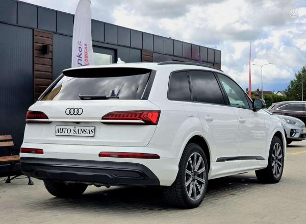 White Audi Q7 2020 in Taurage, with an engine capacity of 3.00 L and mileage of 252 thousand km for 30000 €, photo 8 on AUTOMOTO.COM.LV