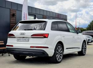 White Audi Q7 2020 in Taurage, with an engine capacity of 3.00 L and mileage of 252 thousand km for 30000 €, photo 9 on AUTOMOTO.COM.LV