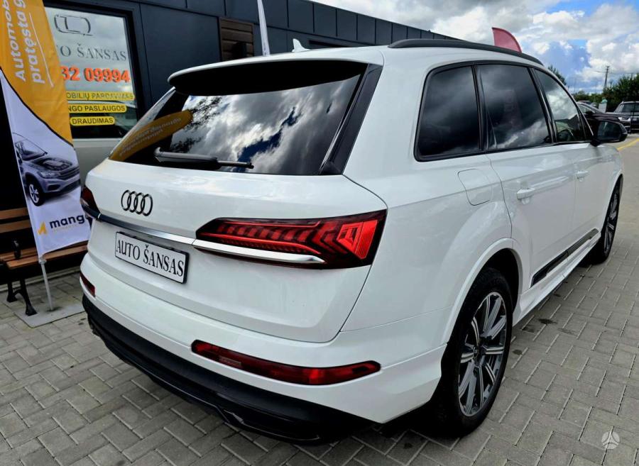 White Audi Q7 2020 in Taurage, with an engine capacity of 3.00 L and mileage of 252 thousand km for 30000 €, photo 13 on AUTOMOTO.COM.LV
