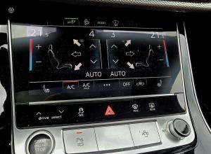 White Audi Q7 2020 in Taurage, with an engine capacity of 3.00 L and mileage of 252 thousand km for 30000 €, photo 20 on AUTOMOTO.COM.LV