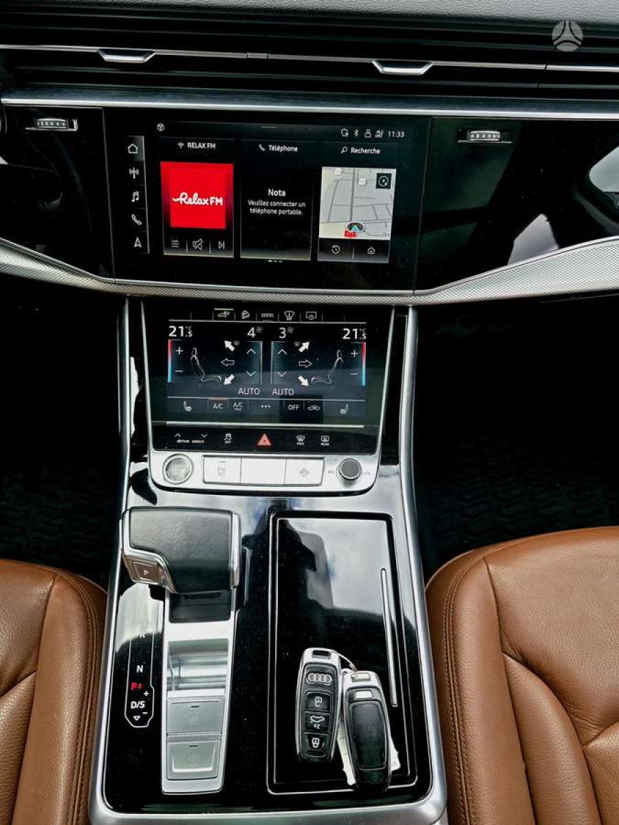 White Audi Q7 2020 in Taurage, with an engine capacity of 3.00 L and mileage of 252 thousand km for 30000 €, photo 21 on AUTOMOTO.COM.LV