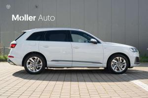 Balts Audi Q7 2021 Viļņa, ar dzinēja tilpumu 3.00 L un nobraukumu 151 tūkst. km par 37700 €, foto 3 vietnē AUTOMOTO.COM.LV