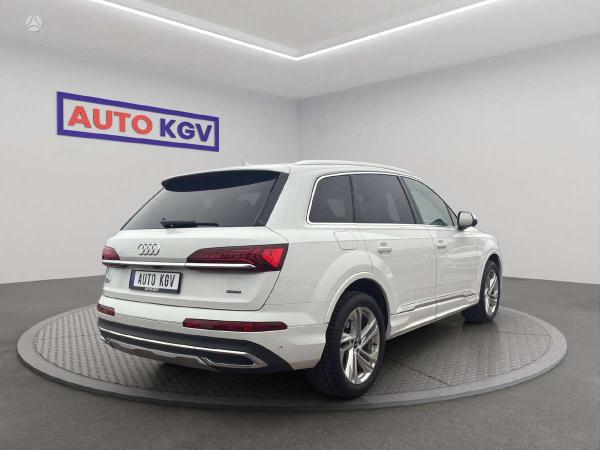 White Audi Q7 2021 in Kaunas, with an engine capacity of 2.00 L and mileage of 51 thousand km for 32999 €, photo 5 on AUTOMOTO.COM.LV