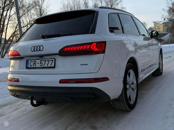 White Audi Q7 2021 in Rezekne, with an engine capacity of 2.97 L and mileage of 150 thousand km for 42500 €, photo 1 on AUTOMOTO.COM.LV