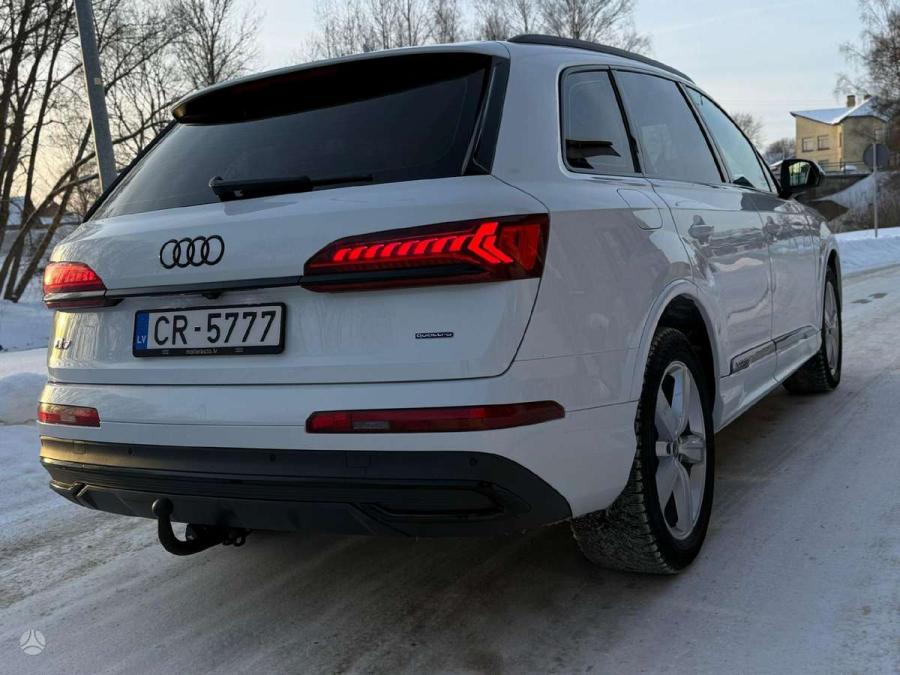 White Audi Q7 2021 in Rezekne, with an engine capacity of 2.97 L and mileage of 150 thousand km for 42500 €, photo 1 on AUTOMOTO.COM.LV