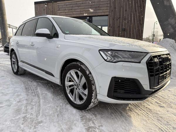 White Audi Q7 2021 in Vilnius, with an engine capacity of 3.00 L and mileage of 161 thousand km for 42600 €, photo 5 on AUTOMOTO.COM.LV