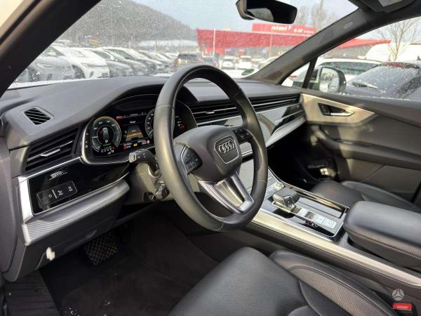 White Audi Q7 2021 in Vilnius, with an engine capacity of 3.00 L and mileage of 161 thousand km for 42600 €, photo 10 on AUTOMOTO.COM.LV