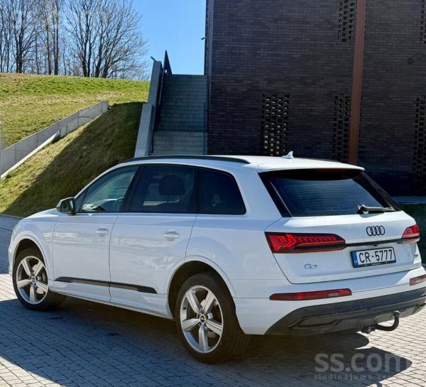 Balts Audi Q7 2021 Rēzekne, ar dzinēja tilpumu 3.00 L un nobraukumu 0 tūkst. km par 37000 €, foto 3 vietnē AUTOMOTO.COM.LV