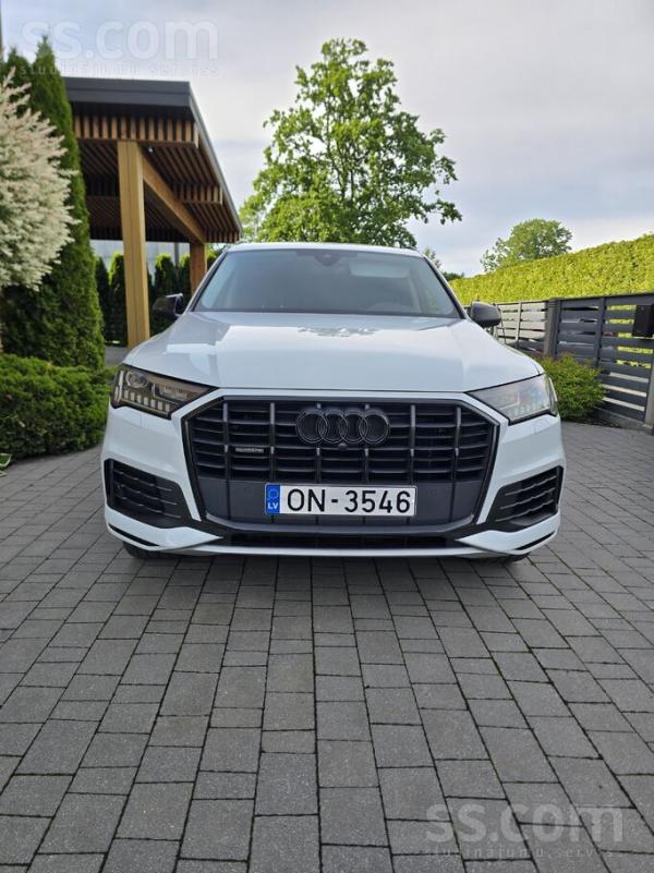 Balts Audi Q7 2021 Rīga, ar dzinēja tilpumu 3.00 L un nobraukumu 113 tūkst. km par 39500 €, foto 2 vietnē AUTOMOTO.COM.LV
