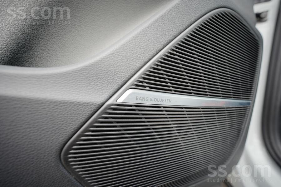 Balts Audi Q7 2021 Rīga, ar dzinēja tilpumu 3.00 L un nobraukumu 113 tūkst. km par 39500 €, foto 17 vietnē AUTOMOTO.COM.LV