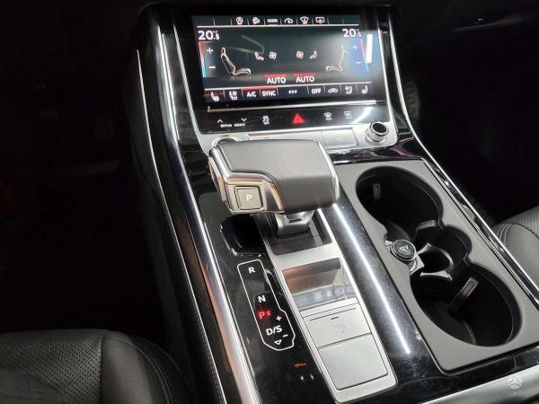 Balts Audi Q7 2021 Šauļi, ar dzinēja tilpumu 3.00 L un nobraukumu 73 tūkst. km par 41450 €, foto 10 vietnē AUTOMOTO.COM.LV