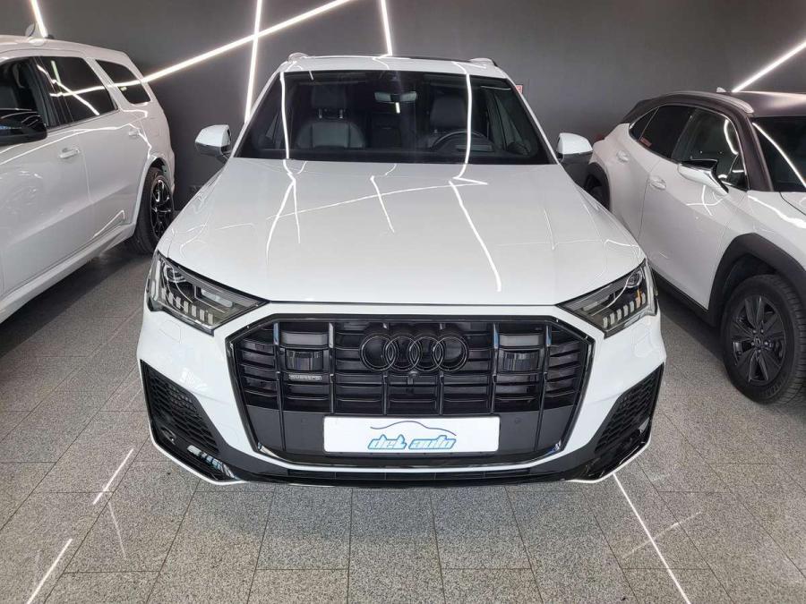 White Audi Q7 2021 in Siauliai, with an engine capacity of 3.00 L and mileage of 73 thousand km for 41450 €, photo 3 on AUTOMOTO.COM.LV