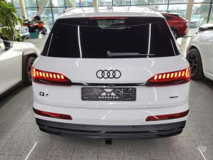 White Audi Q7 2021 in Siauliai, with an engine capacity of 3.00 L and mileage of 73 thousand km for 41450 €, photo 6 on AUTOMOTO.COM.LV