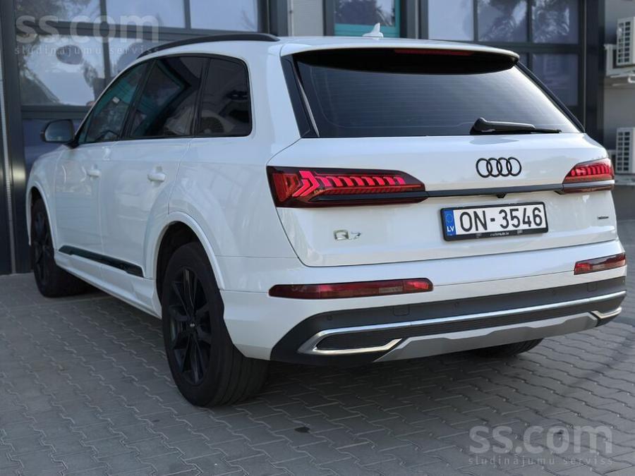 White Audi Q7 2021 in Riga, with an engine capacity of 3.00 L and mileage of 113 thousand km for 39500 €, photo 6 on AUTOMOTO.COM.LV