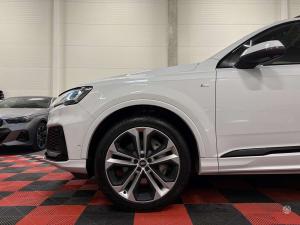 White Audi Q7 2021 in Vilnius, with an engine capacity of 3.00 L and mileage of 71 thousand km for 38500 €, photo 10 on AUTOMOTO.COM.LV