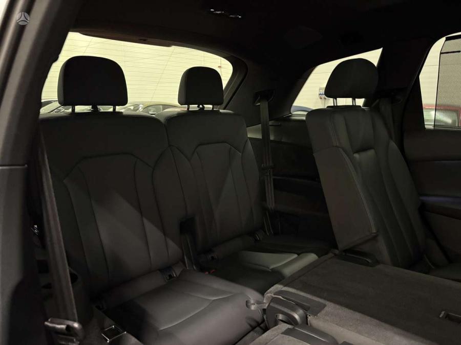 White Audi Q7 2021 in Vilnius, with an engine capacity of 3.00 L and mileage of 71 thousand km for 38500 €, photo 33 on AUTOMOTO.COM.LV