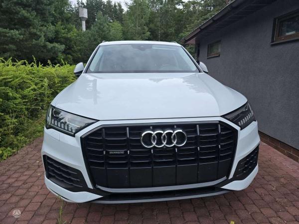 White Audi Q7 2021 in Utena, with an engine capacity of 3.00 L and mileage of 145 thousand km for 35500 €, photo 1 on AUTOMOTO.COM.LV