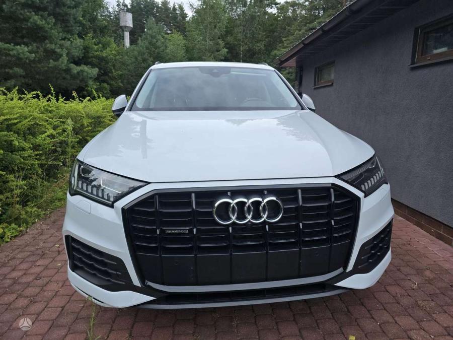 White Audi Q7 2021 in Utena, with an engine capacity of 3.00 L and mileage of 145 thousand km for 35500 €, photo 1 on AUTOMOTO.COM.LV