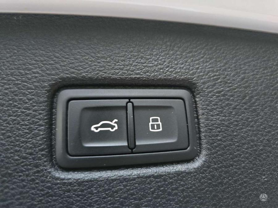 Balts Audi Q7 2021 Utena, ar dzinēja tilpumu 3.00 L un nobraukumu 145 tūkst. km par 34500 €, foto 18 vietnē AUTOMOTO.COM.LV