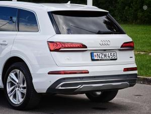 White Audi Q7 2021 in Vilnius, with an engine capacity of 3.00 L and mileage of 148 thousand km for 36000 €, photo 6 on AUTOMOTO.COM.LV