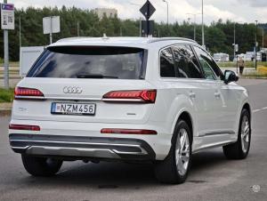 White Audi Q7 2021 in Vilnius, with an engine capacity of 3.00 L and mileage of 148 thousand km for 36000 €, photo 8 on AUTOMOTO.COM.LV