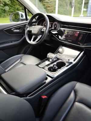 White Audi Q7 2021 in Vilnius, with an engine capacity of 3.00 L and mileage of 148 thousand km for 36000 €, photo 15 on AUTOMOTO.COM.LV